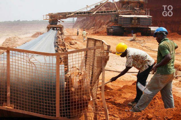 Togo, Revendications salariales à la SNPT : Les employés contraignent ...
